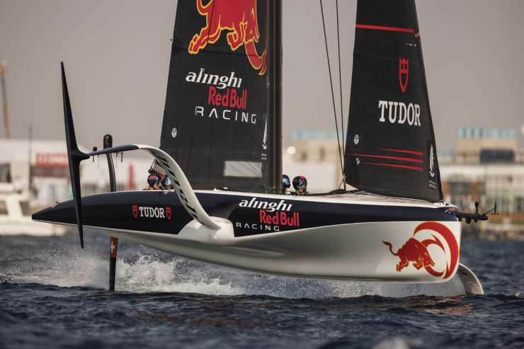 Tradición e innovación se unen al equipo Alinghi Red Bull Racing ...
